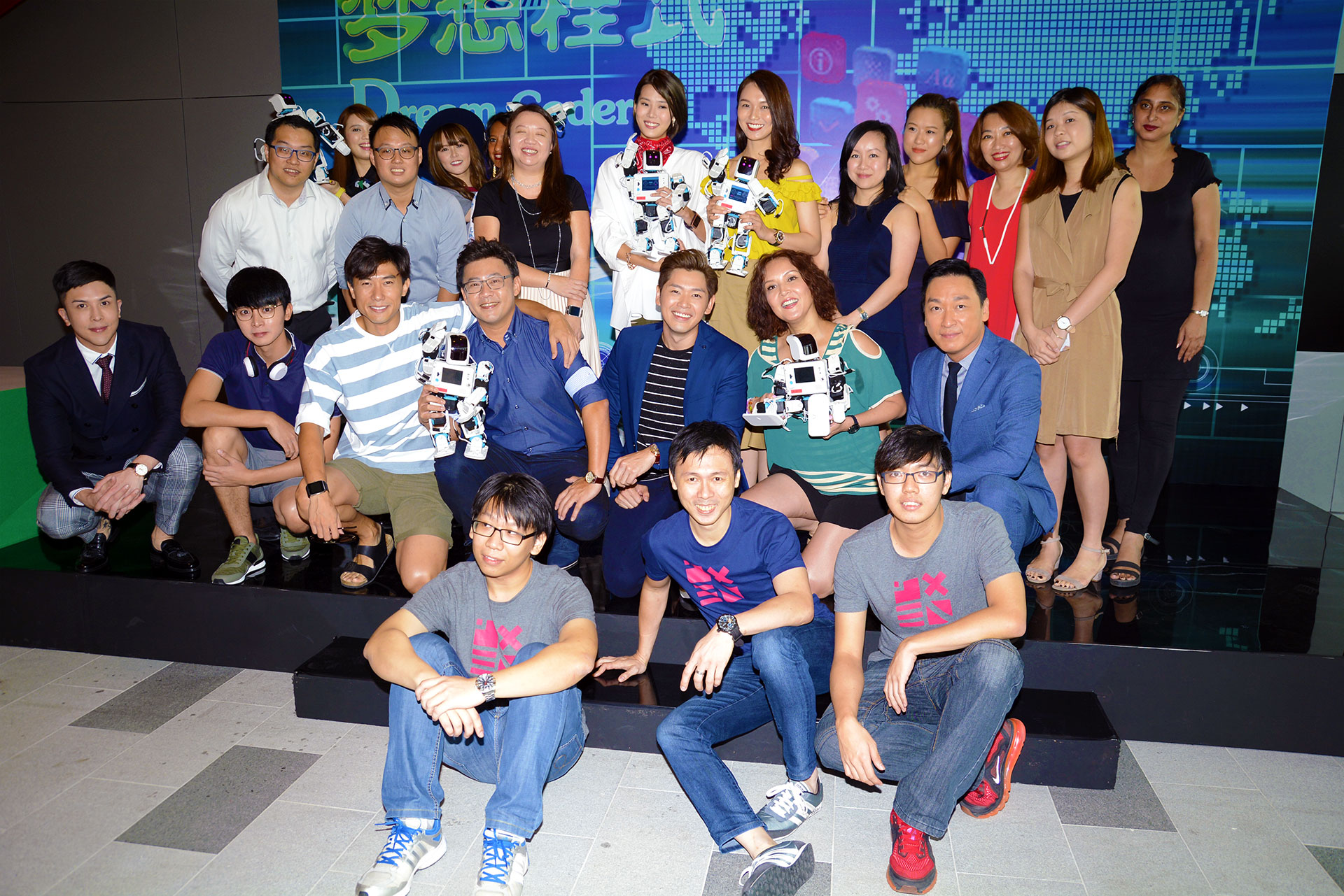 Tech drama "Dream Coder" features rero on MediaCorp Channel 8! | IXEN ...